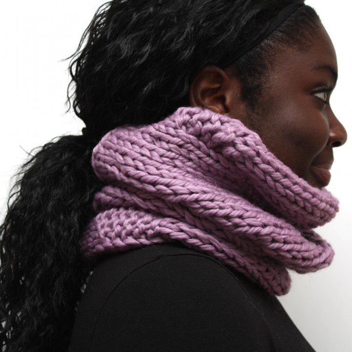 Lilac Merino Wool Cowl - Urbanknit